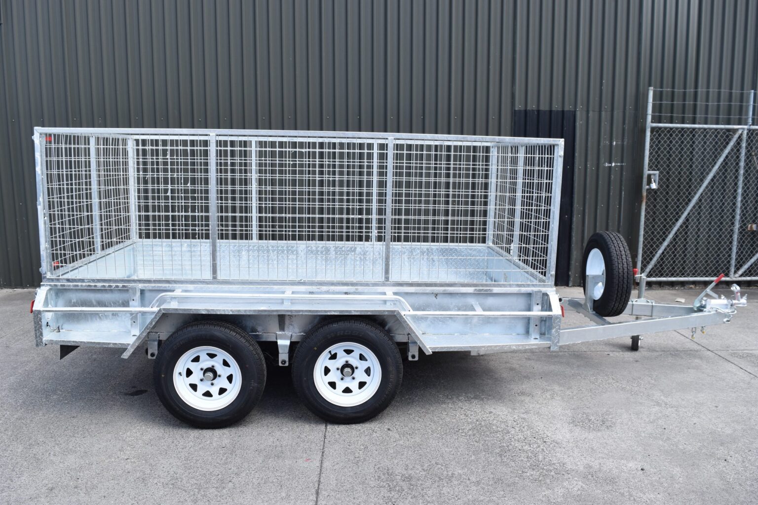 Trailer Cages | Lucca Trailers